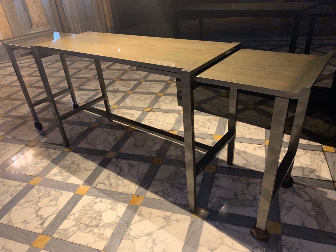 Muestra Homenaje a Juan Azcue - Revista Estilo Propio | Arquitectura y Di